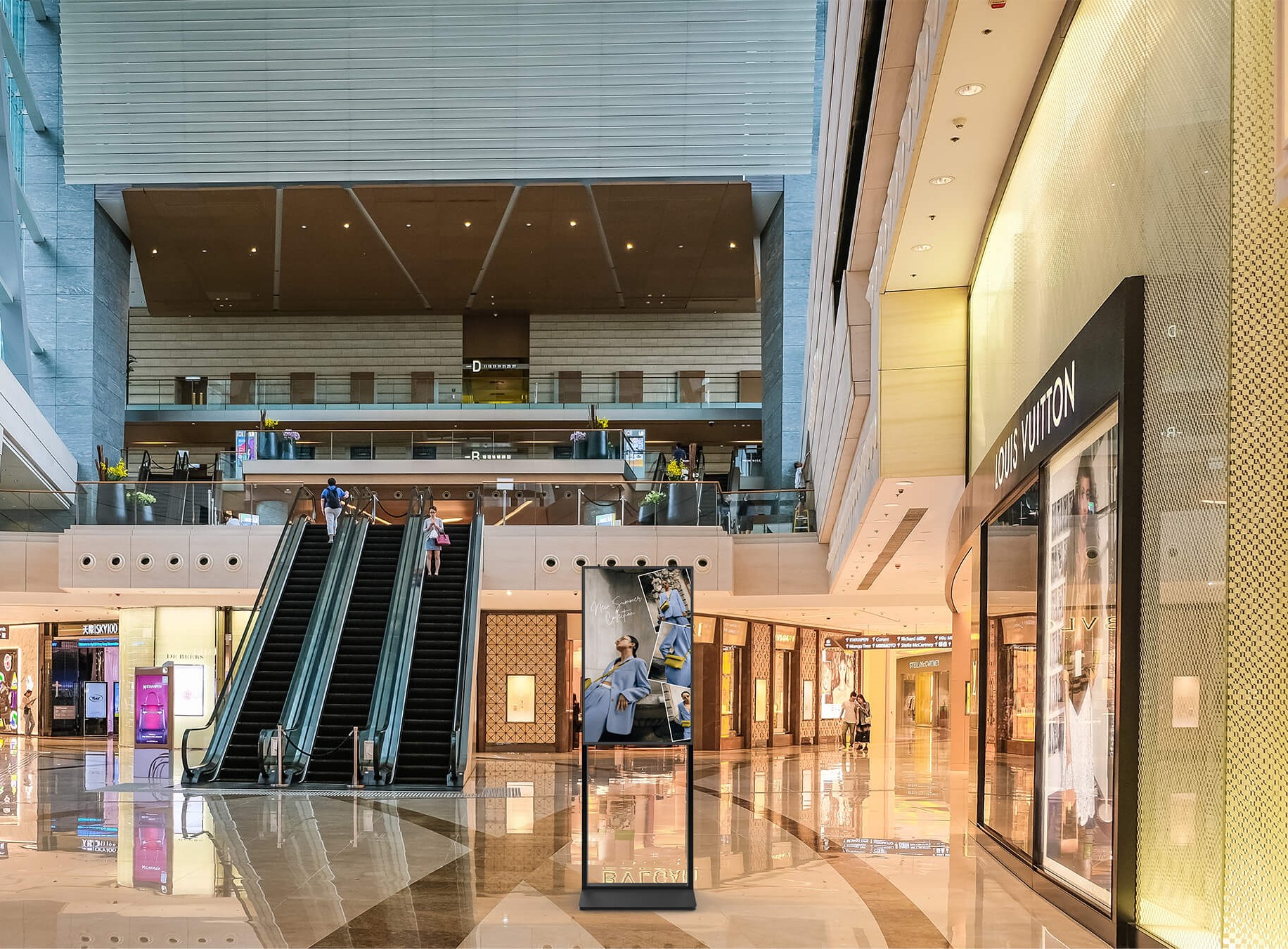 Indoor Advertising Displays and Touch Totems | LamasaTech